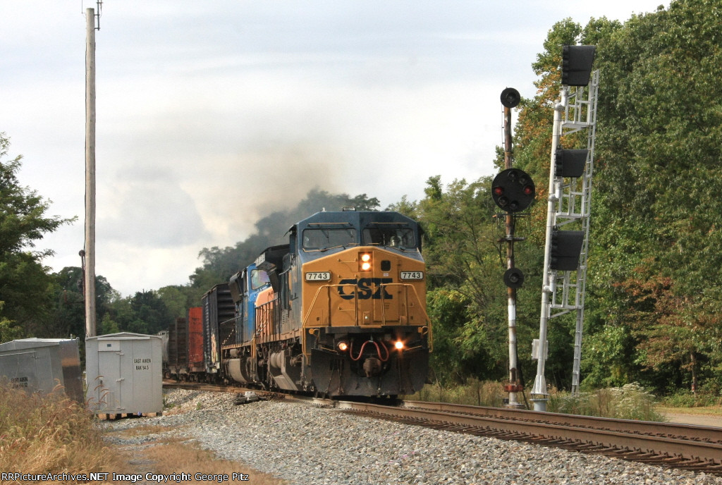 CSX 7743 at East Aikin interlocking